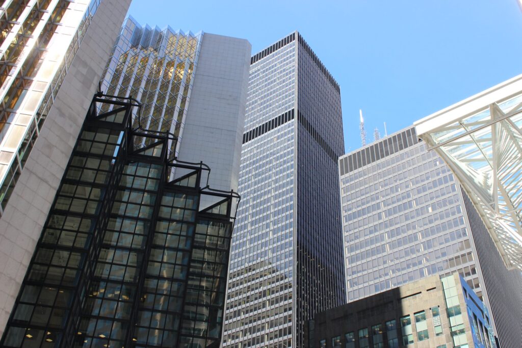 Bank CEOs focus on returns as trade uncertainty overhang persists