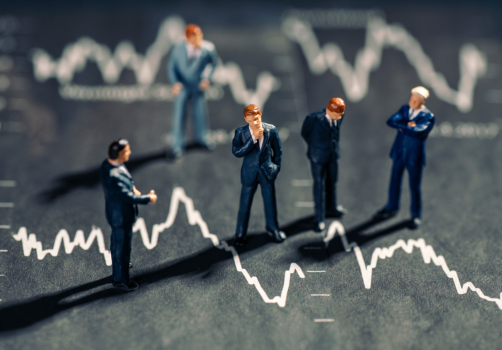 TSX moves lower, U.S. markets inch to more records ahead of key ...