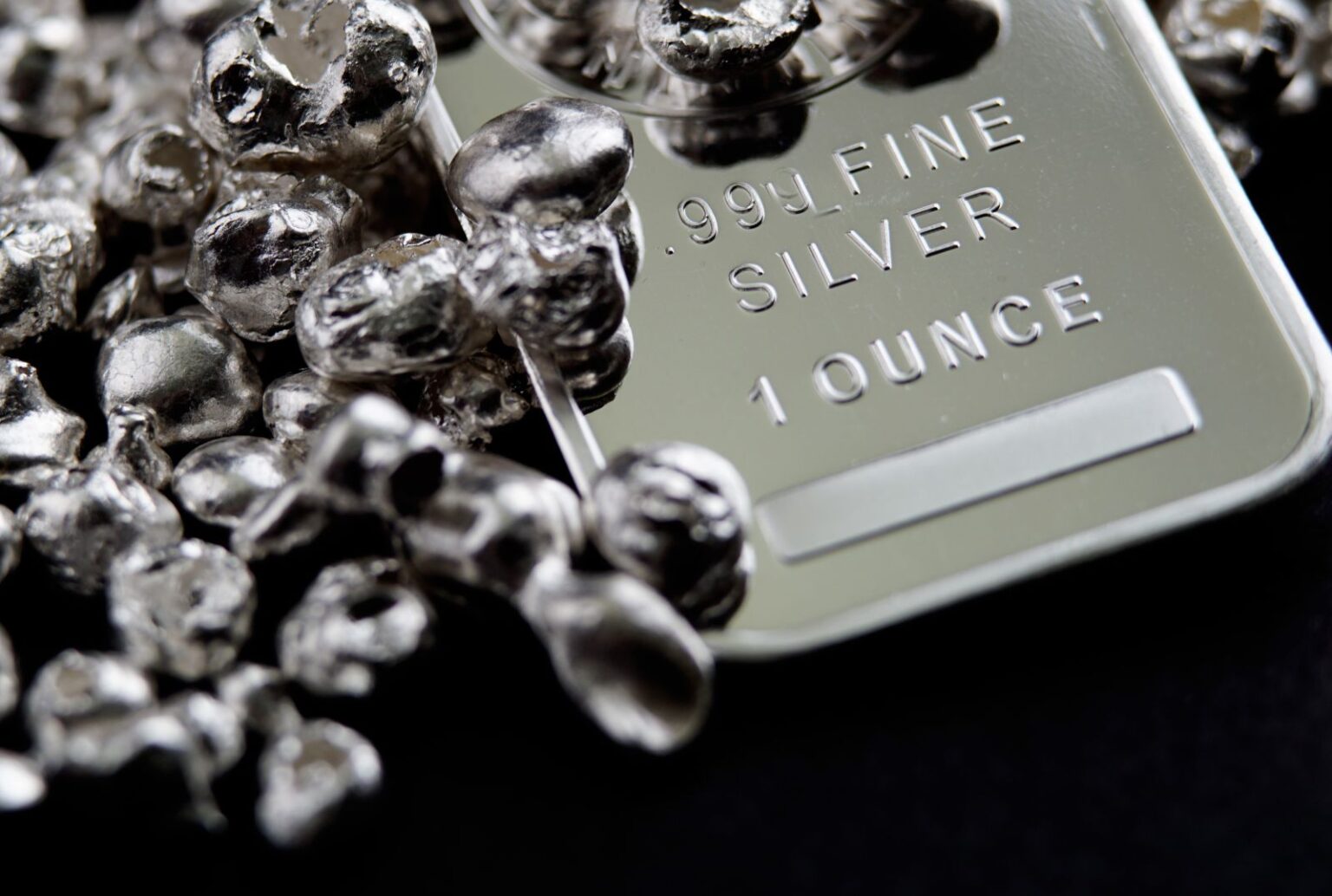 Gold's shine spills over to silver as prices surge | Advisor.ca