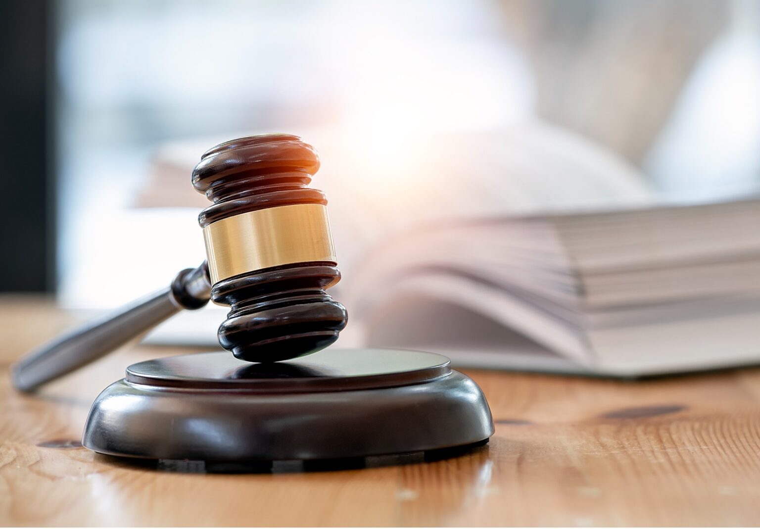 Il aurait effectué des placements sans être inscrit | Conseiller